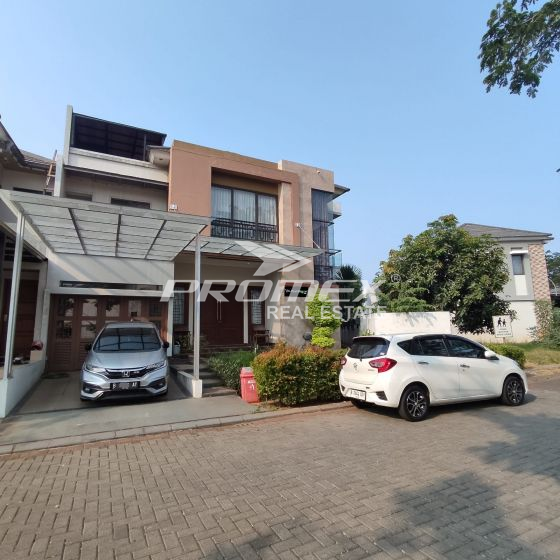 Rumah Mewah 2.5Lantai Taman Luas dalam Perumahan Exclusive di Jl KH ...